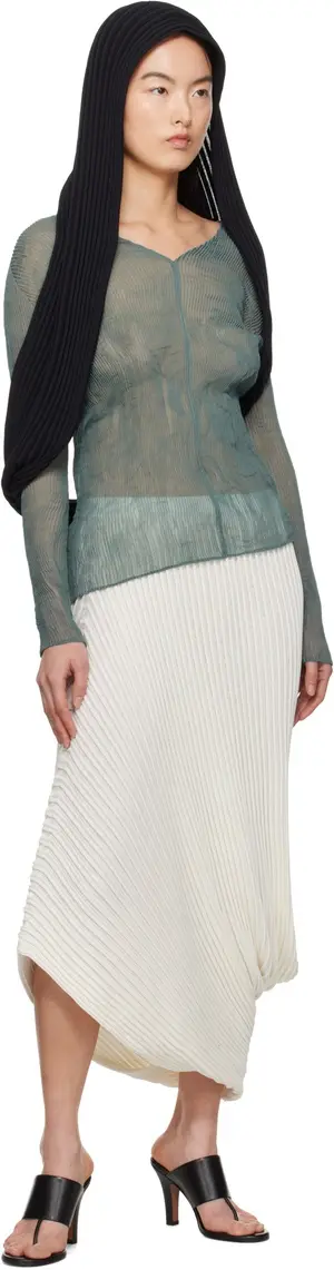 Issey Miyake Pleated V-neck Top - Gray