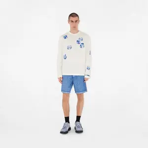 Burberry Equestrian Knight Motif Turn-up Cuff Shorts