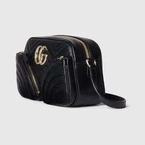 Gucci Logo Plaque Quilted Shoulder Bag - Black