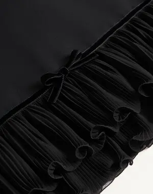Valentino Garavani Crepe Couture Short Dress With Ruffle Detailing
