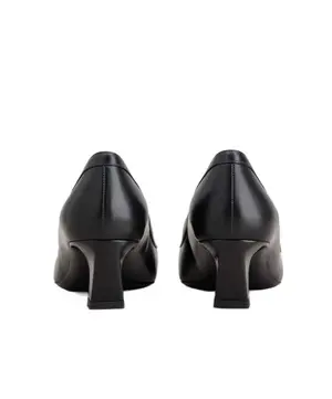 ROGER VIVIER Trompette Pumps In Leather With Metal Buckle Detail - Black