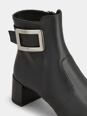 ROGER VIVIER Très Vivier Polly Buckle Ankle Boots - Black