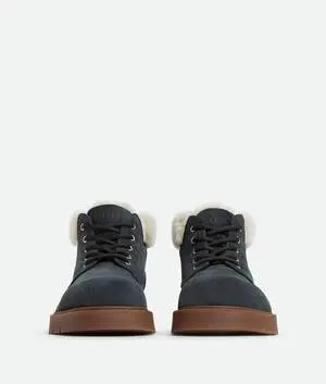 Bottega Veneta Haddock Suede Lace-up Boots With Merino Wool Collar - Black