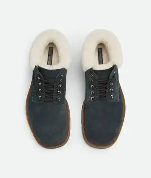 Bottega Veneta Haddock Suede Lace-up Boots With Merino Wool Collar - Black