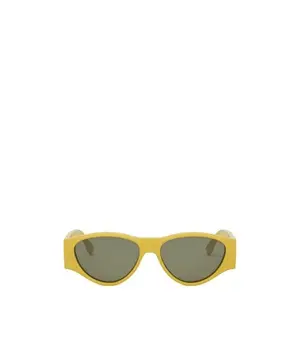 Fendi Cat Eye Frame Sunglasses - Yellow