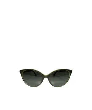 Fendi Cat Eye Sunglasses With Logo Detail - Black