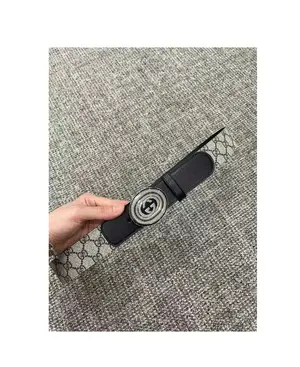 Gucci Logo Belt