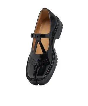 Maison Margiela Contrast Stitching Flats For Women