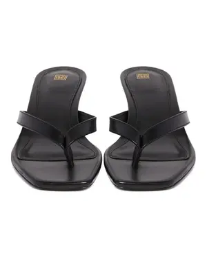TOTEME Leather Heeled Flip-flop Sandals - Black