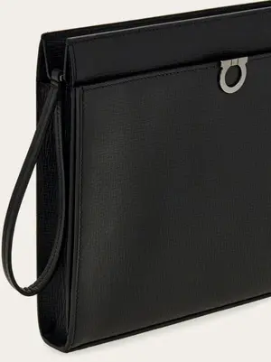 FERRAGAMO Gancini Clutch - Black