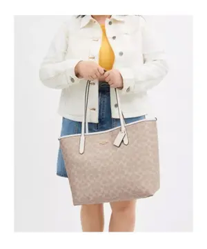 COACH Double Handle Tote Bag - Nude