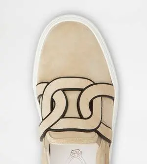 TOD'S Kate Round Toe Slip-on Sneakers