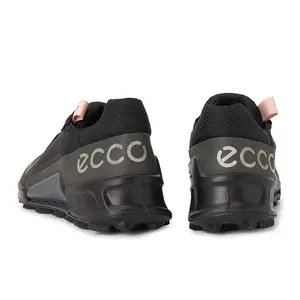 Ecco Round Toe Lace-up Sneakers