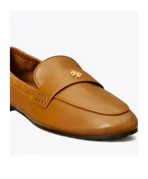 Tory Burch Logo Plaque Leather Loafers - Brown