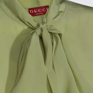 Gucci Neck Bow Crêpe De Chine Shirt - No