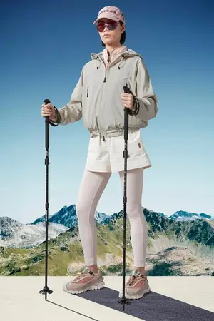 Moncler Fanés Hooded Jacket