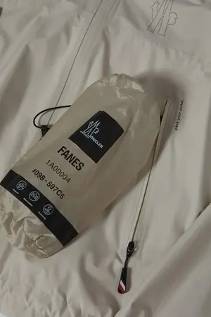 Moncler Fanés Hooded Jacket