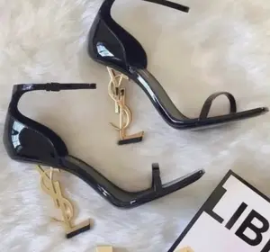 Saint Laurent Opyum Patent Leather Open Toe Sandals With Cassandre Heel - Black