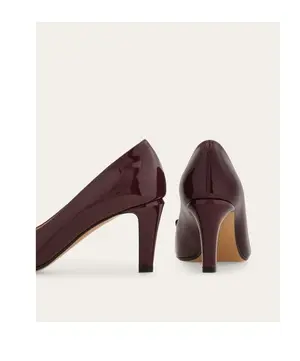FERRAGAMO Vara Bow Pumps