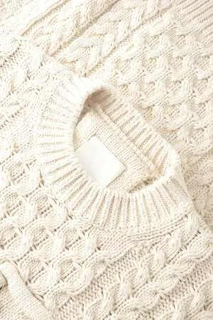 Givenchy 4g Cable Knit Sweater - Nude