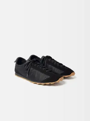 Jacquemus Pointed-toe Lace-up Sneakers - Black
