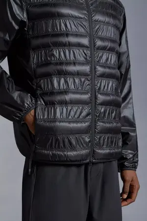 Moncler Luseney Short Down Jacket
