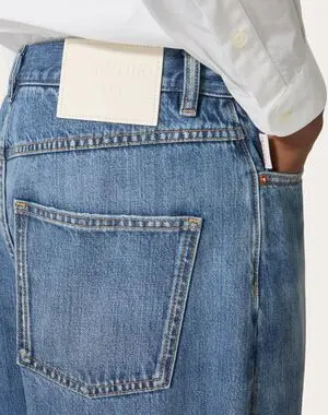 Valentino Garavani Cropped Jeans With Vlogo Patch