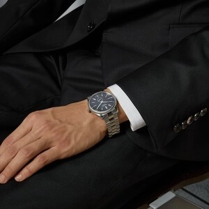 Gucci G-timeless Watch, 40mm