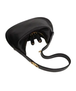 Valentino Garavani Vlogo Signature Zip-up Shoulder Bag - Black