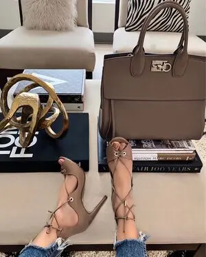 FERRAGAMO Studio Small Top Handle Bag