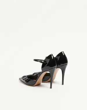 Valentino Garavani Vlogo Signature Pointed Toe High Heel Pumps