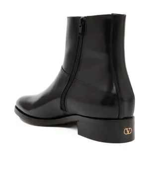 Valentino Garavani Vlogo Plaque Almond Toe Ankle Boots