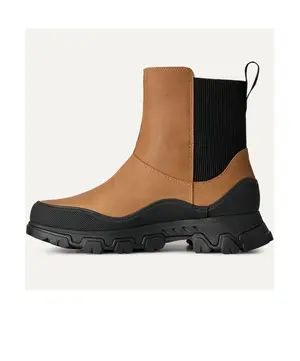 UGG Metrotrek Boots - Maroon