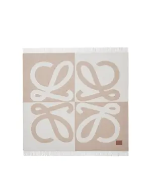 Loewe Anagram Jacquard Blanket - Beige/light Brown