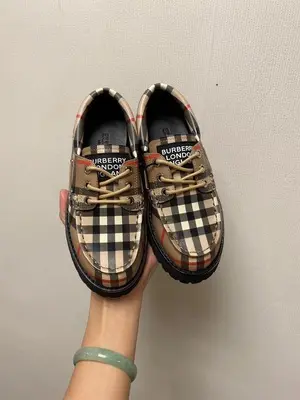 Burberry Signature Check Lace-up Shoes
