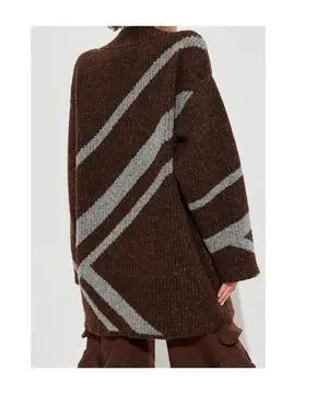 Attico V-neck Jumper With Diagonal Stripe Detail