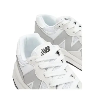 NEW BALANCE Logo Low Top Sneakers - White