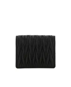 Miu Miu Logo-lettering Matelassé Bi-fold Wallet - Black