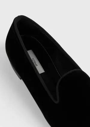TOTEME Pointed Toe Loafers