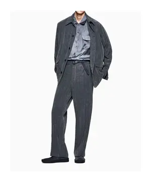Giorgio Armani Lightweight Collared Button-up Jacket