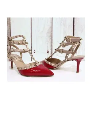 Valentino Garavani Rockstud Caged Pointed Toe Pumps - Red