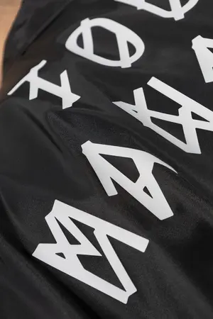 44 LABEL GROUP Graphic Detail Zip-up Jacket