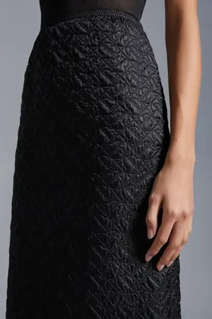 Moncler Quilted Midi Skirt - Black