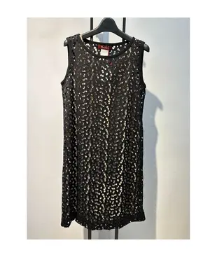 Max Mara Sleeveless Round Neck Lace Dress