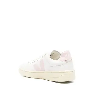 VEJA Logo Patch Lace-up Sneakers - White