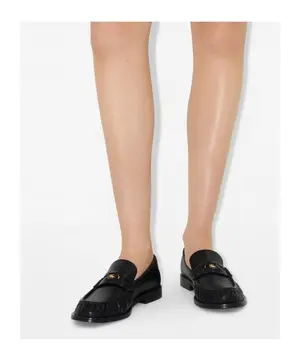 Burberry Logo Plaque Slip-on Loafers - Black