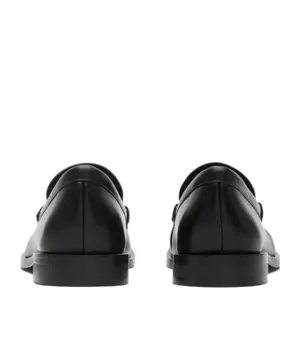 Burberry Logo Plaque Slip-on Loafers - Black