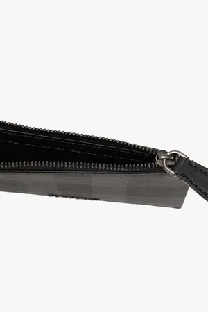 Burberry Logo Plaque Checked Zipped Wallet