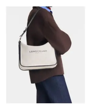 Longchamp Essential Shoulder Bag
