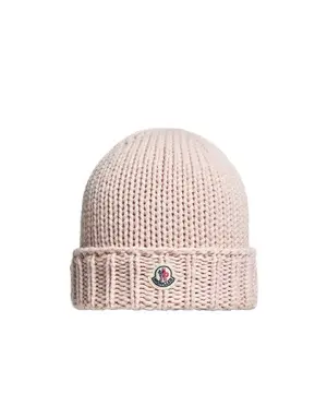 Moncler Beanie With Logo Patch - Pink